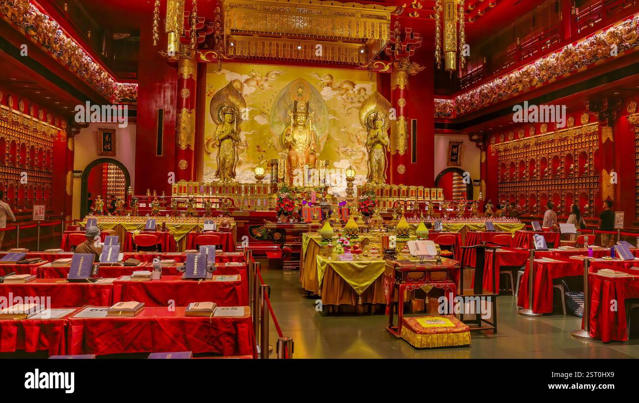 Sacred buddha tooth relics hi-res stock photography and images - Alamy