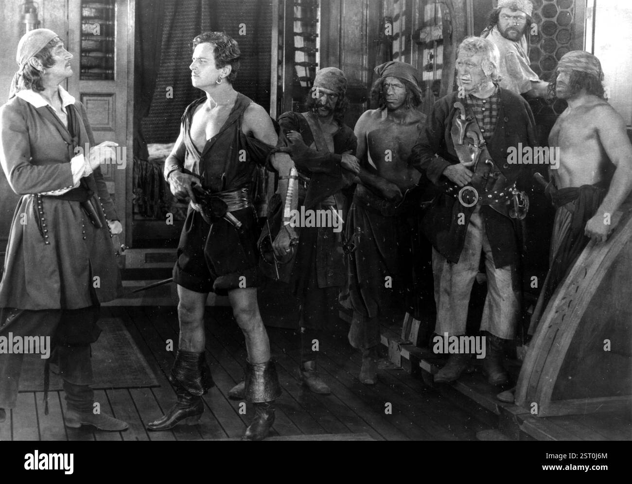 THE BLACK PIRATE [US 1926] SAM DE GRASSE, DOUGLAS FAIRBANKS SR, DONALD ...
