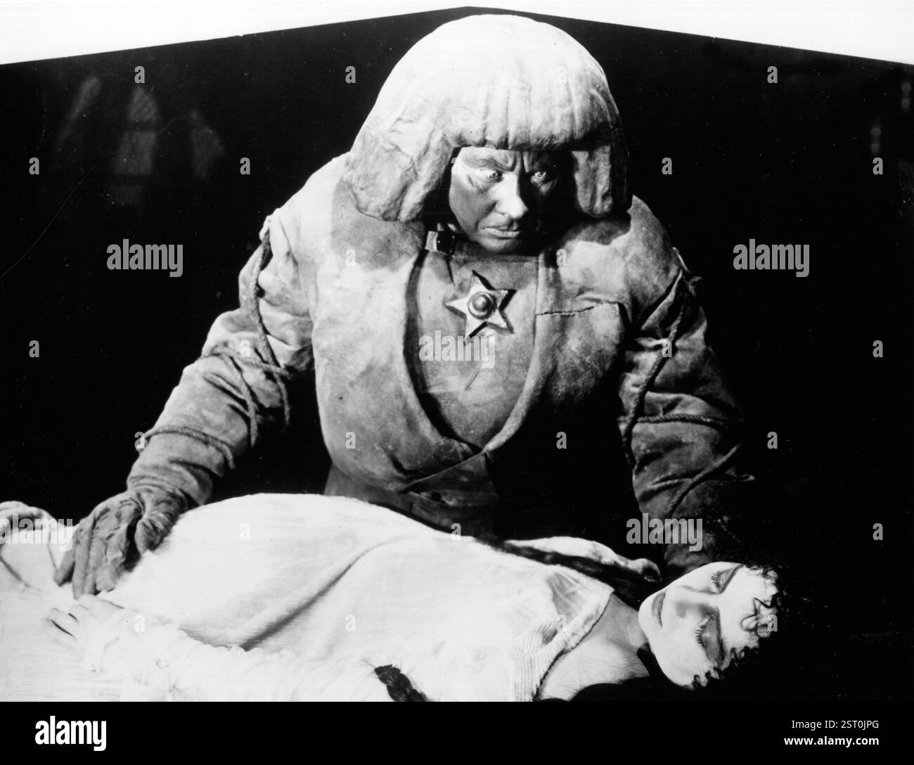 DER GOLEM, WIE ER IN DIE WELT KAM [GER 1920] aka THE GOLEM PAUL WEGENER ...