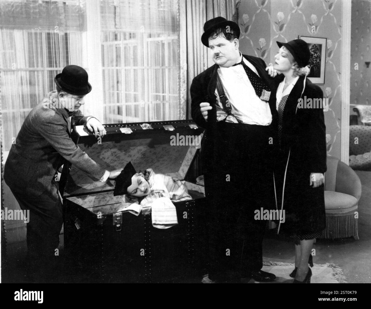 BLOCK-HEADS [US 1938] STAN LAUREL, PATRICIA ELLIS, OLIVER HARDY, MINNA ...