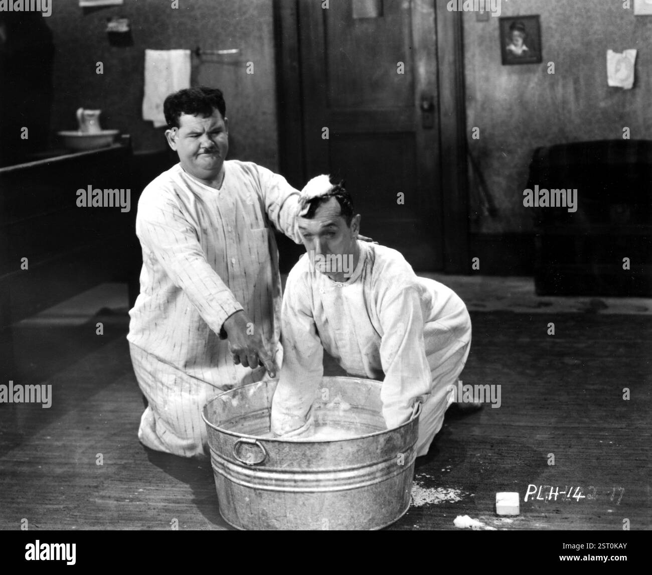 ANGORA LOVE [US 1929] OLIVER HARDY, STAN LAUREL Date: 1929 Stock Photo ...