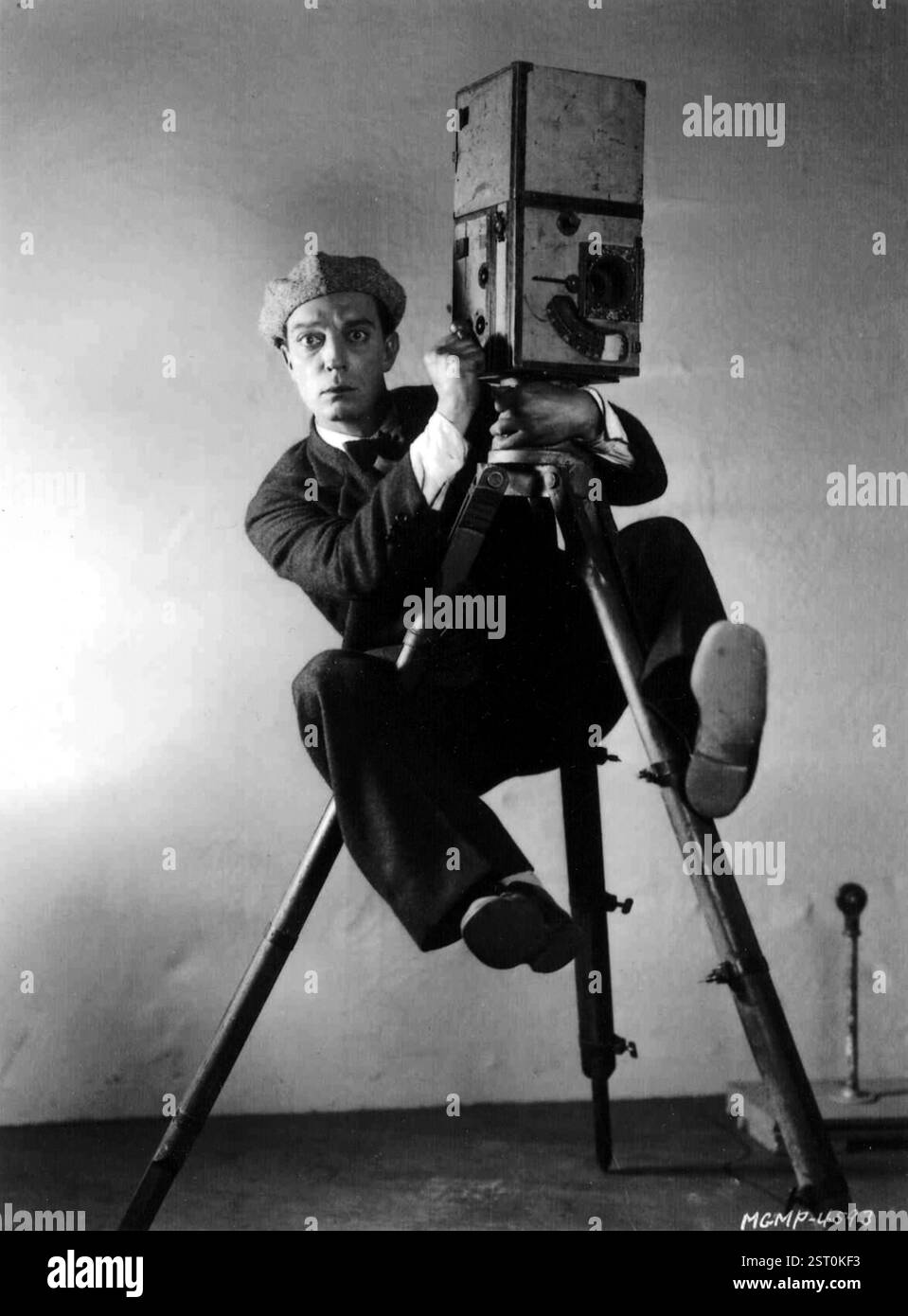 THE CAMERAMAN [US 1928] BUSTER KEATON Date: 1928 Stock Photo - Alamy