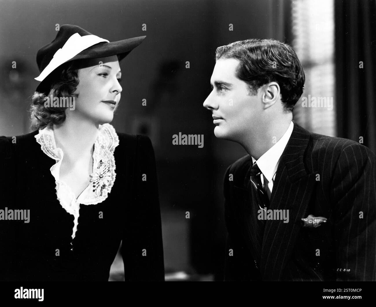 THE WITNESS VANISHES [US 1939] WENDY BARRIE, BRUCE LESTER Date: 1939 ...