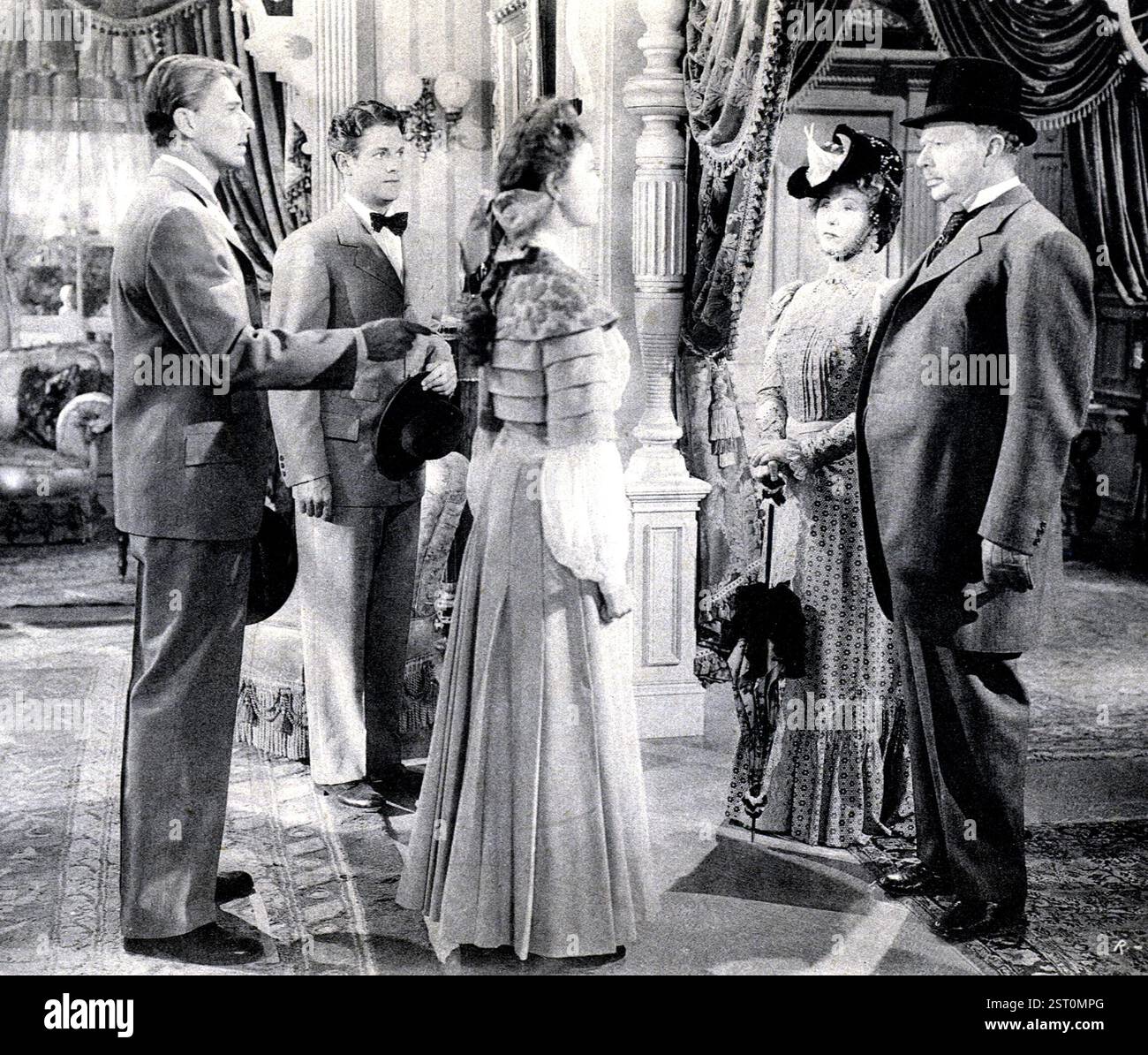 KINGS ROW [US 1942] [L-R] RONALD REAGAN, ROBERT CUMMINGS, NANCY COLEMAN ...