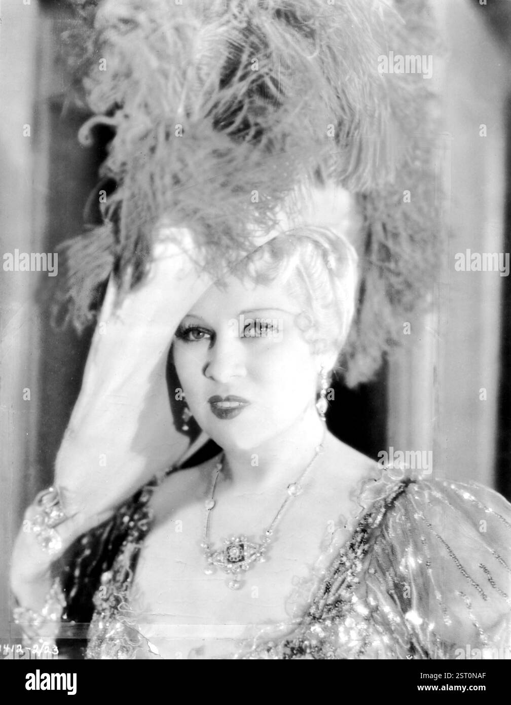 She done him wrong (1933) hi-res stock photography and images - Alamy