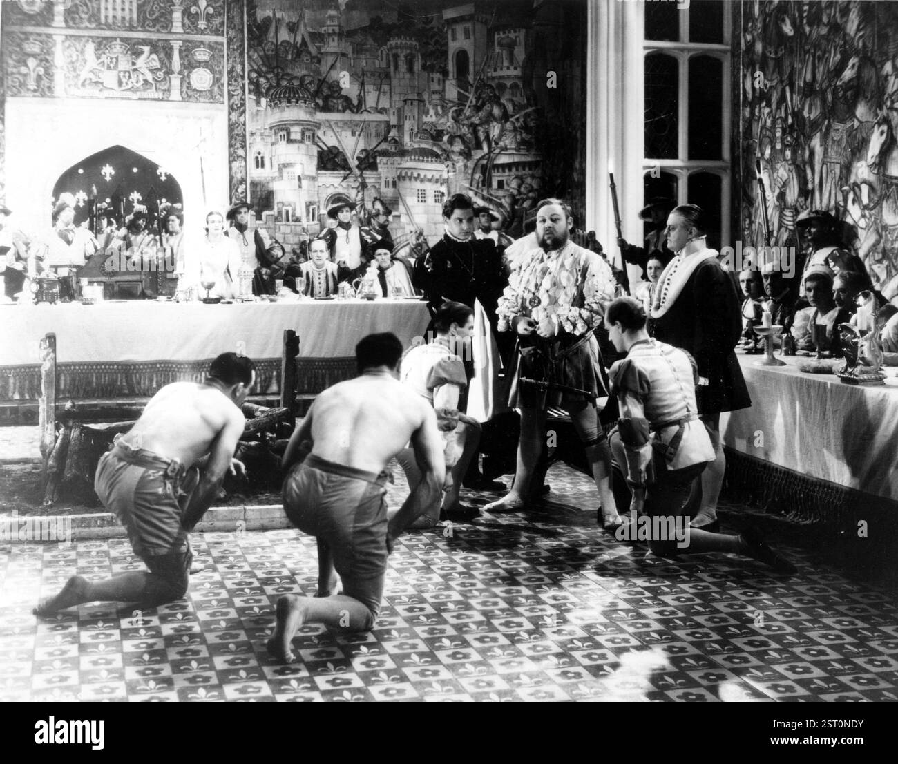THE PRIVATE LIFE OF HENRY VIII [BR 1933] ROBERT DONAT as Thomas ...