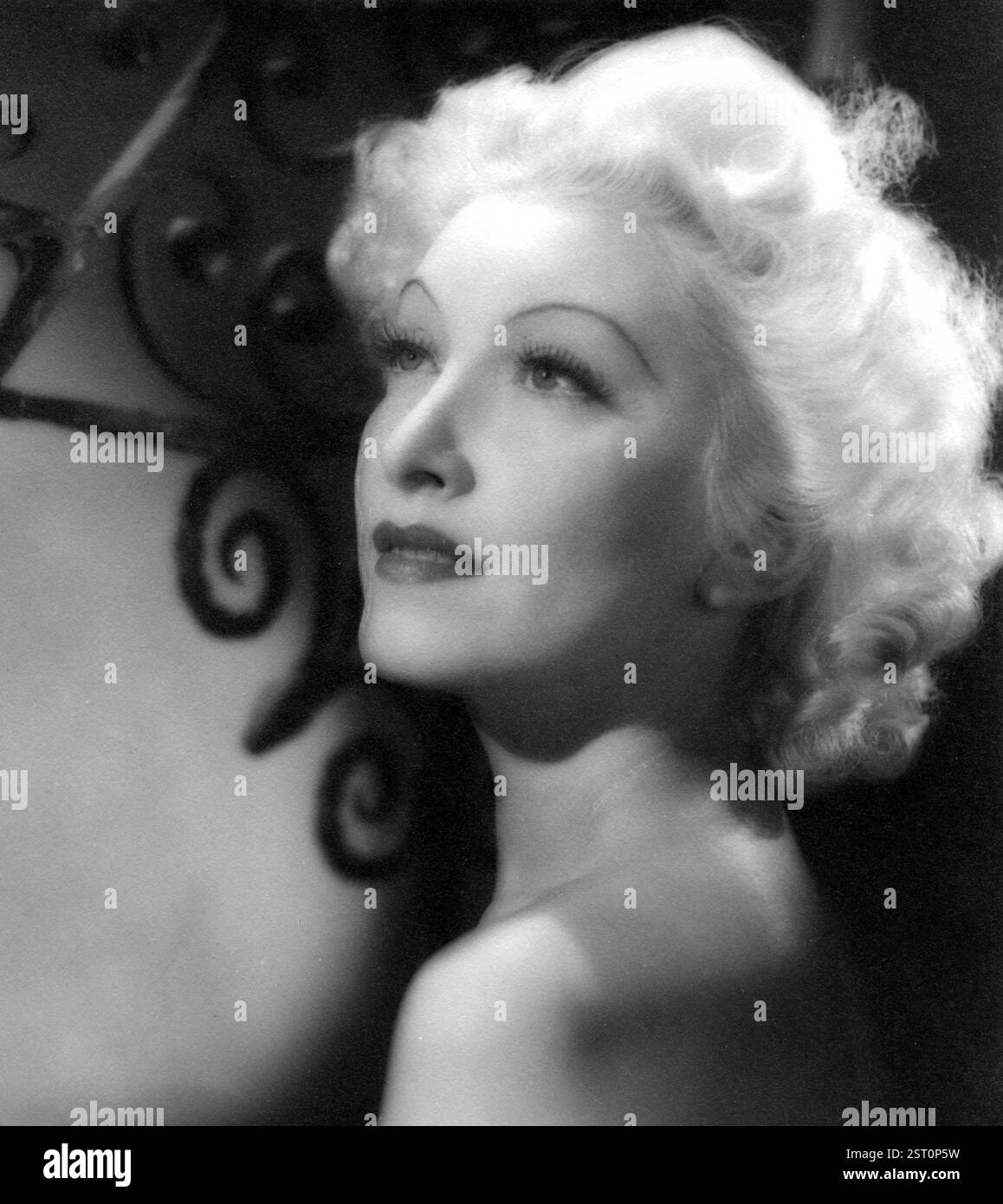 DREAMS COME TRUE [BR 1936] FRANCES DAY Date: 1936 Stock Photo - Alamy