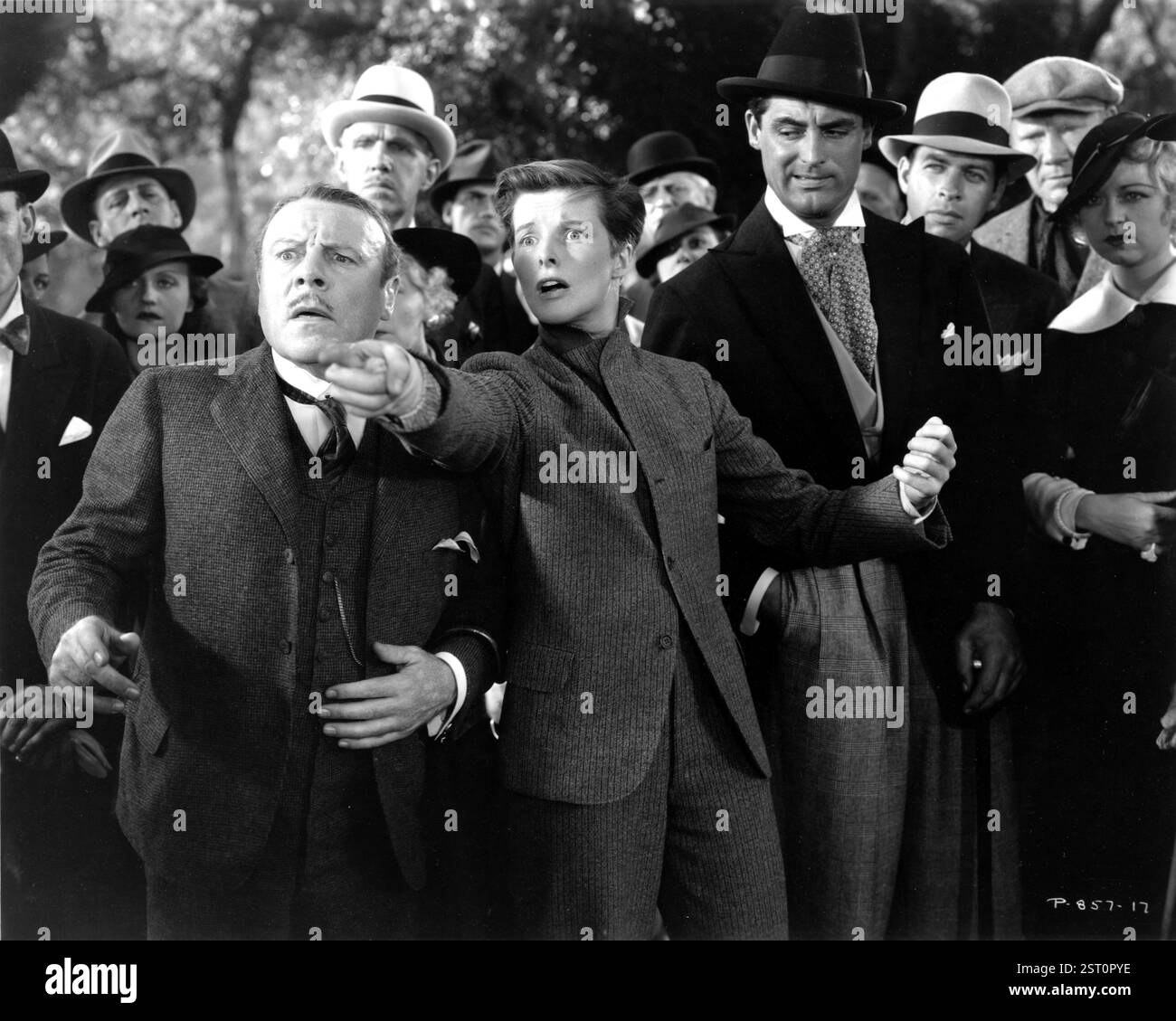 SYLVIA SCARLETT [US 1935] EDMUND GWENN, KATHARINE HEPBURN, CARY GRANT ...