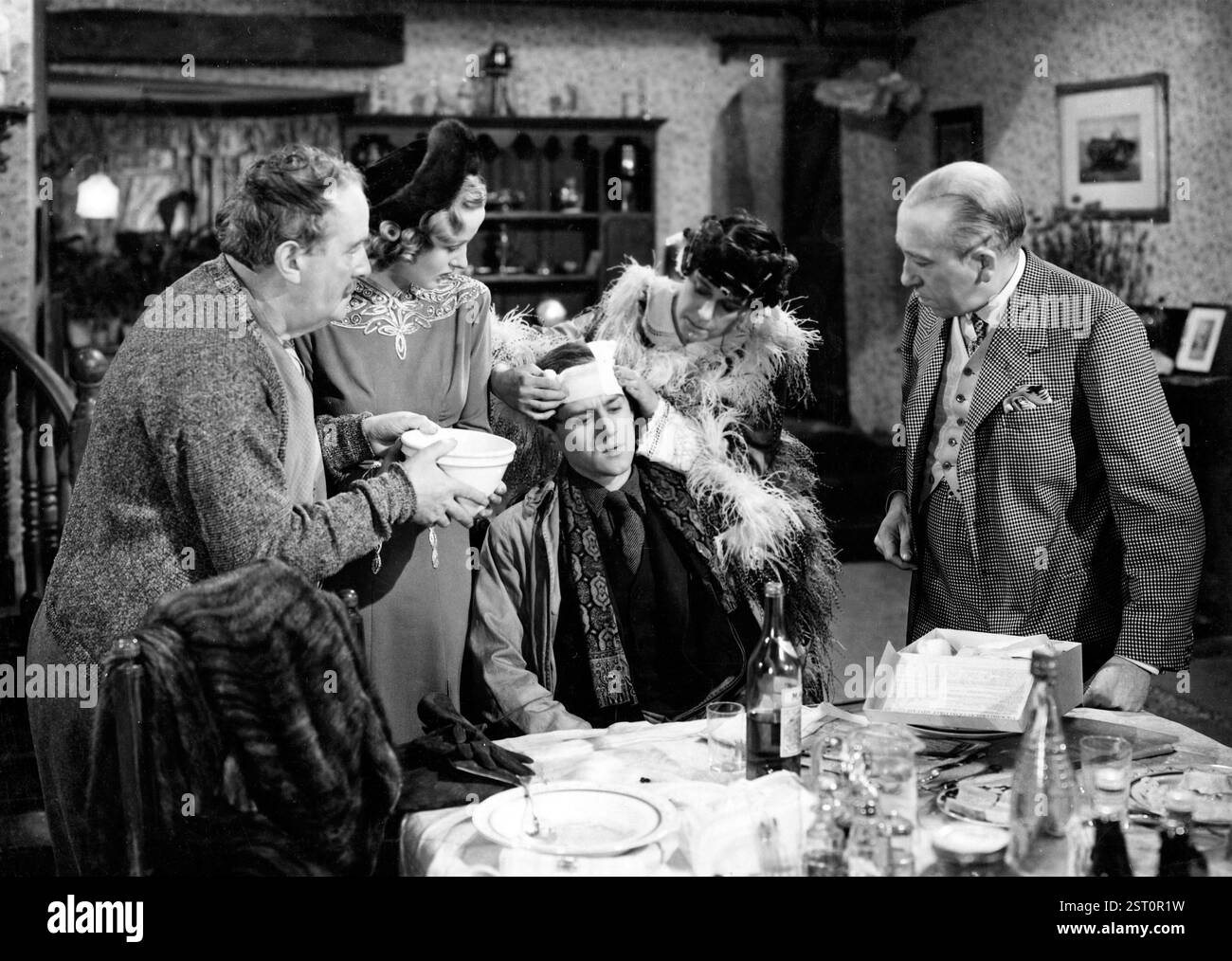 ONCE A CROOK [BR 1941] SYDNEY HOWARD, CARLA LEHMANN, CYRIL CUSACK ...