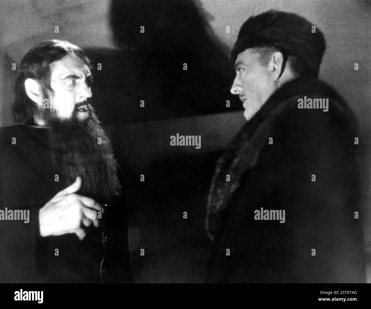 RASPUTIN AND THE EMPRESS [US 1932] LIONEL BARRYMORE as Rasputin, JOHN ...