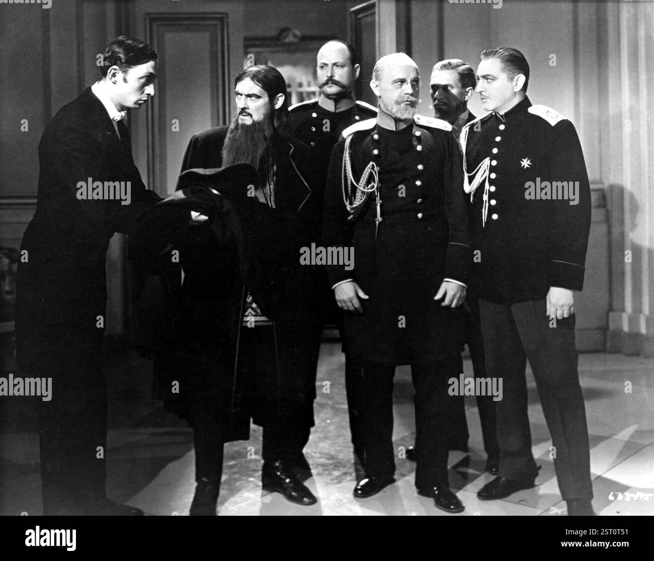 RASPUTIN AND THE EMPRESS [US 1932] MISCHA AUER [left], LIONEL BARRYMORE as Rasputin Date: 1932 ...
