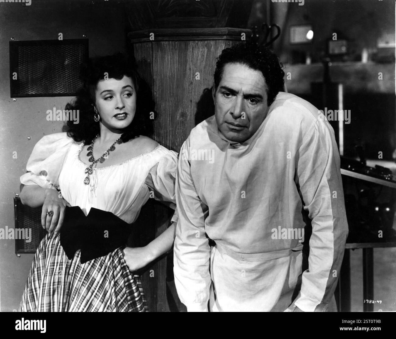 HOUSE OF FRANKENSTEIN [US 1944] ELENA VERDUGO, J CARROL NAISH Date: 1944 Stock Photo - Alamy