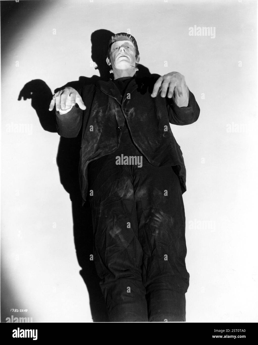 HOUSE OF FRANKENSTEIN [US 1944] GLENN STRANGE as the monster Date: 1944 Stock Photo - Alamy