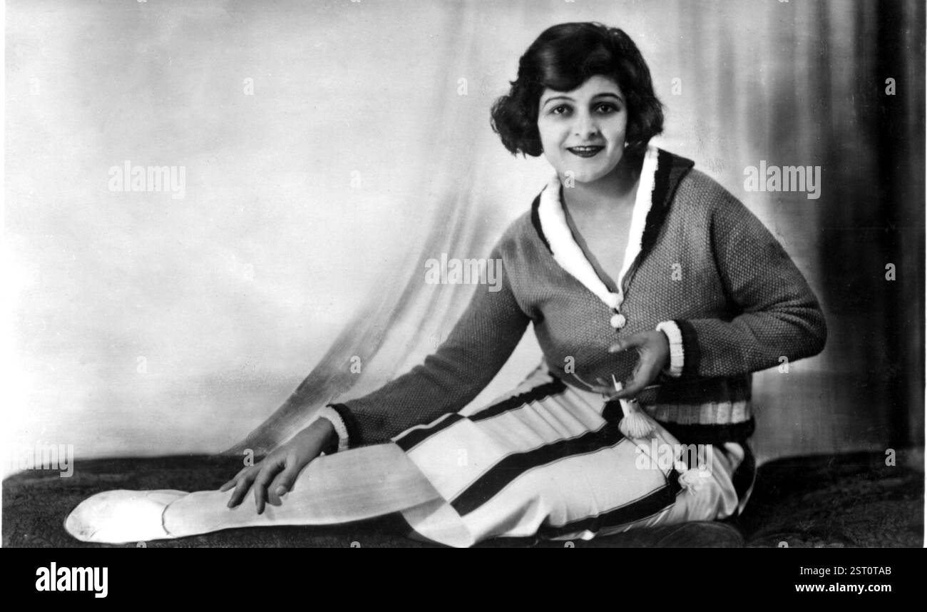 Lya de putti hi-res stock photography and images - Alamy