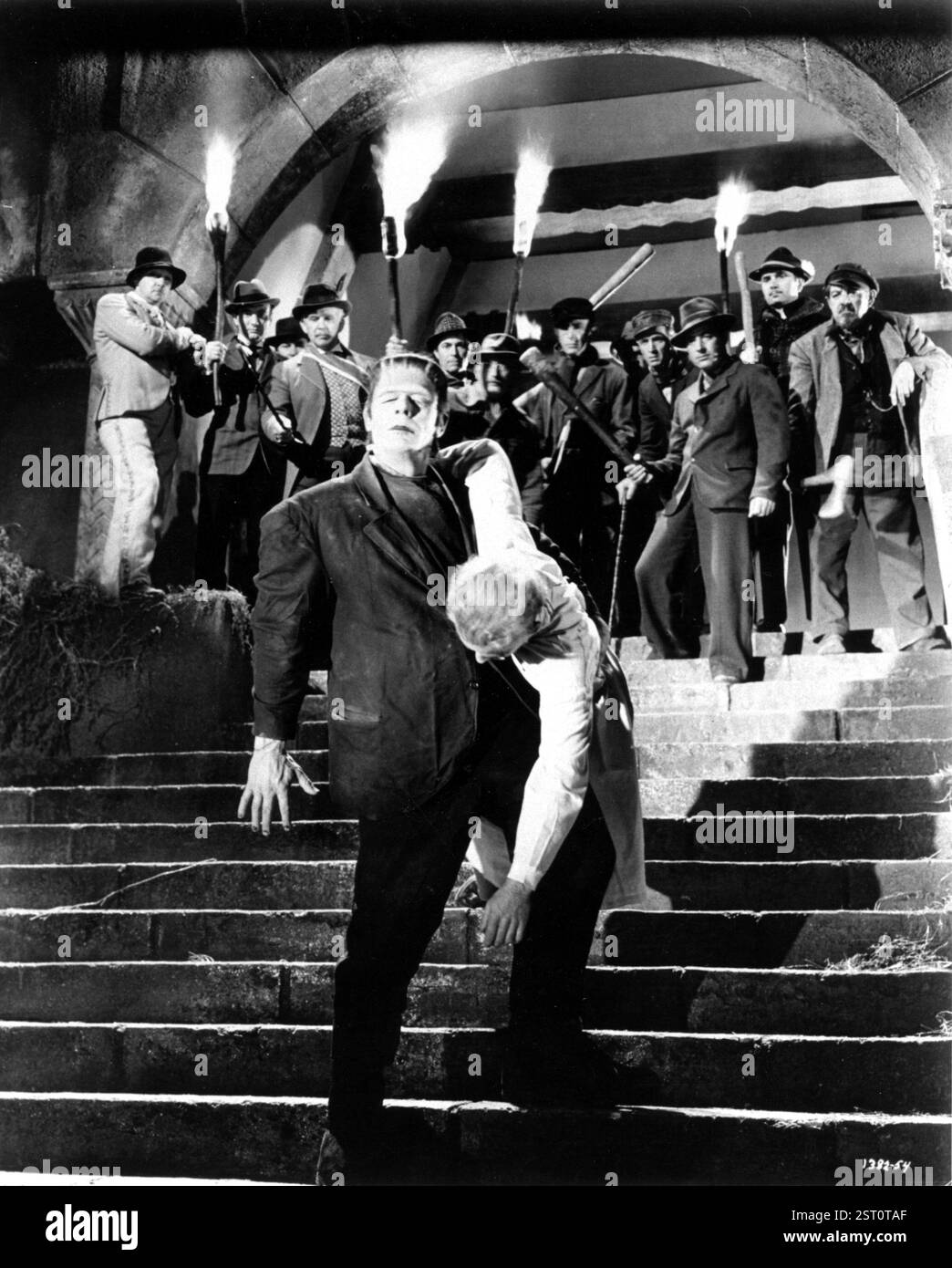 HOUSE OF FRANKENSTEIN [US 1944] GLENN STRANGE as the monster, BORIS ...