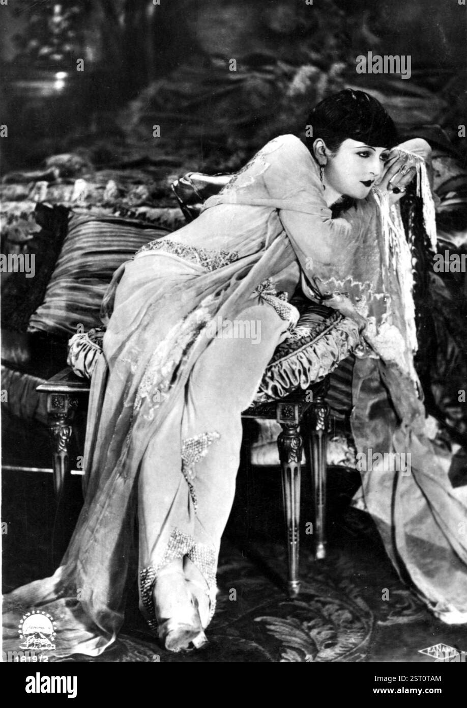 Lya de putti hi-res stock photography and images - Alamy