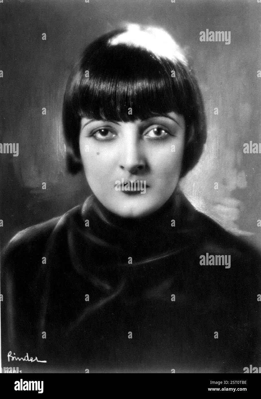 Lya de putti hi-res stock photography and images - Alamy