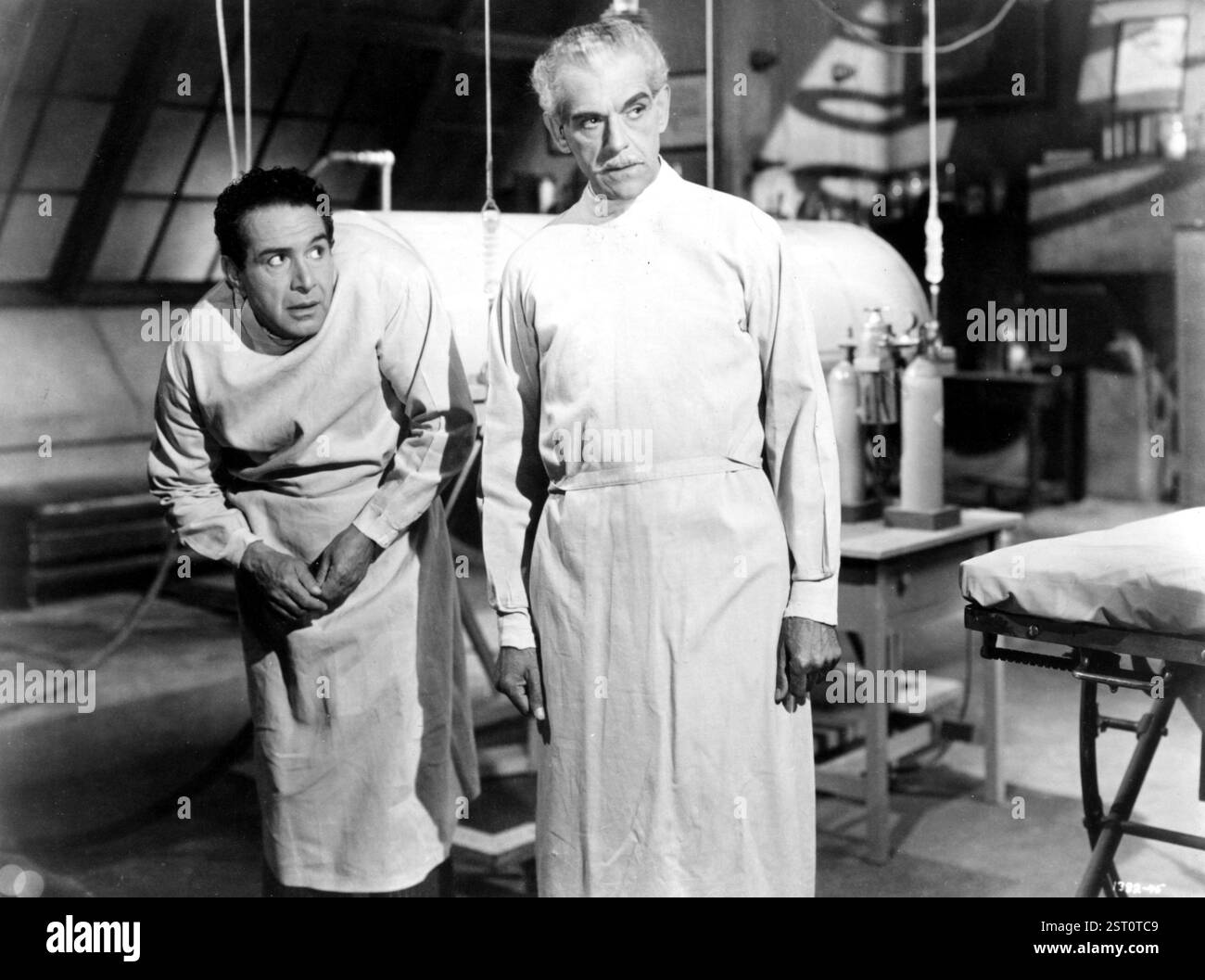 HOUSE OF FRANKENSTEIN [US 1944] J CARROL NAISH, BORIS KARLOFF Date ...