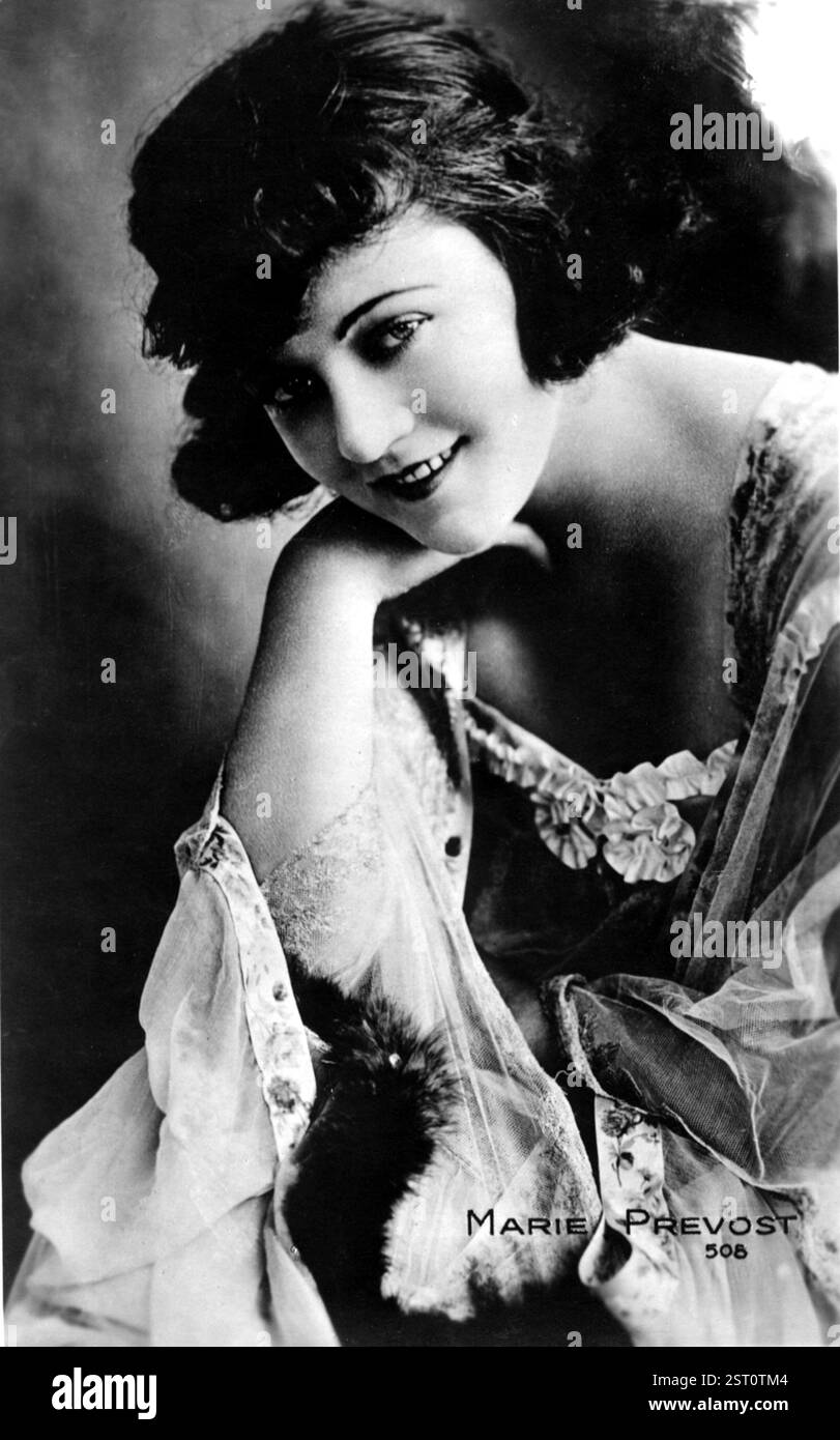 MARIE PREVOST [1898 - 1937] Canadian born Hollywood silent film actress ...