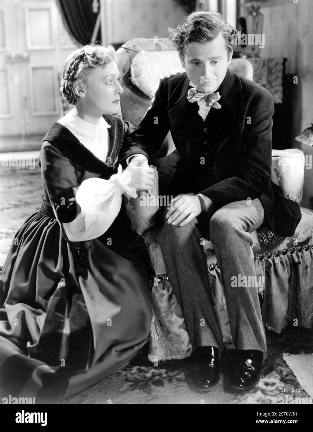 DAVID COPPERFIELD [US 1935] MADGE EVANS as Agnes, FRANK LAWTON as David ...
