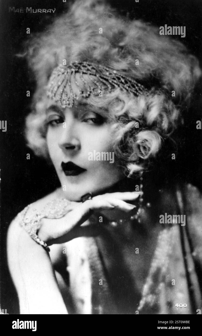 CIRCE, THE ENCHANTRESS [US 1924] MAE MURRAY Date: 1924 Stock Photo - Alamy