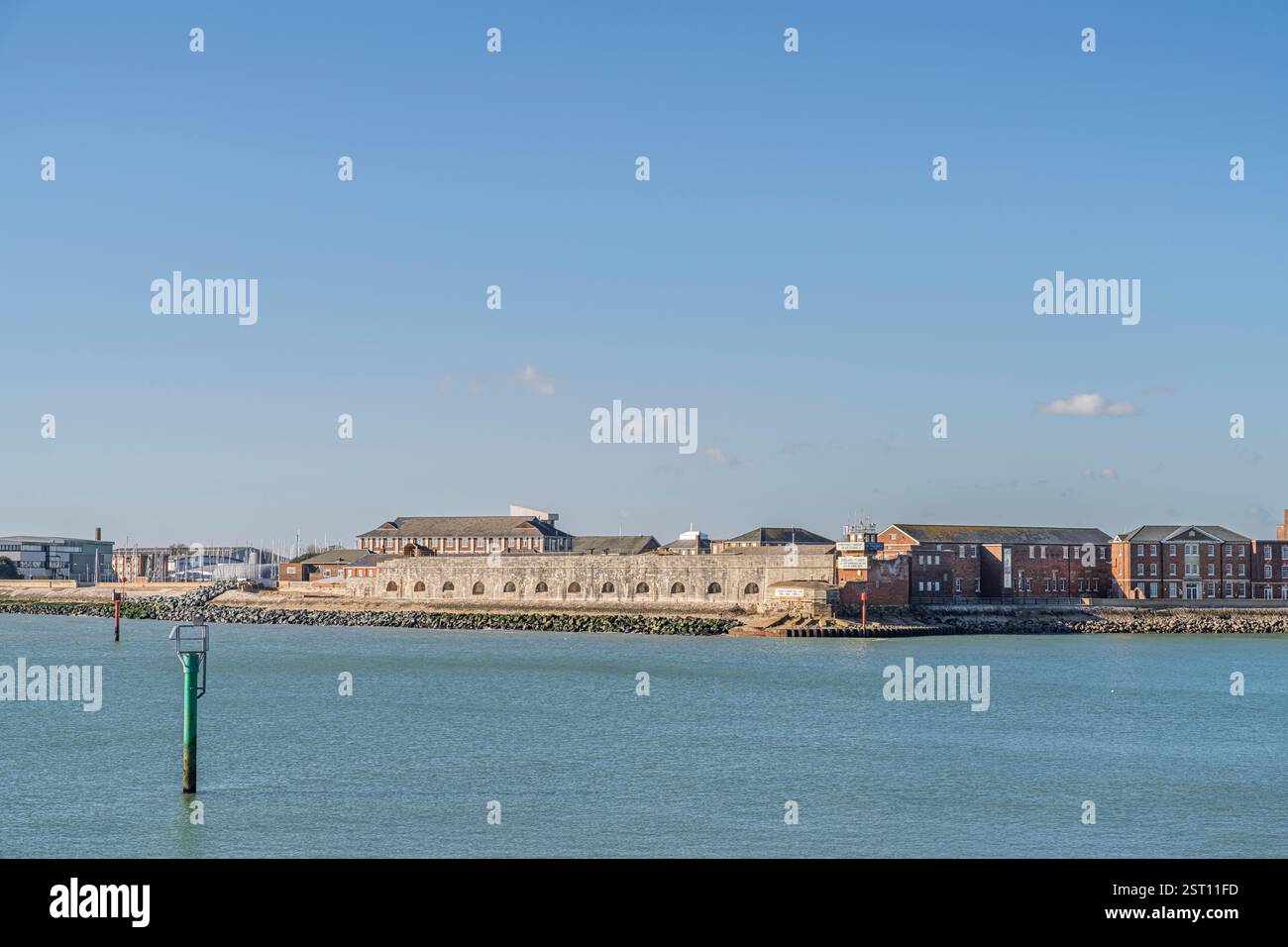 Fort Blockhouse and the shoreline in Gosport at the entrance to ...