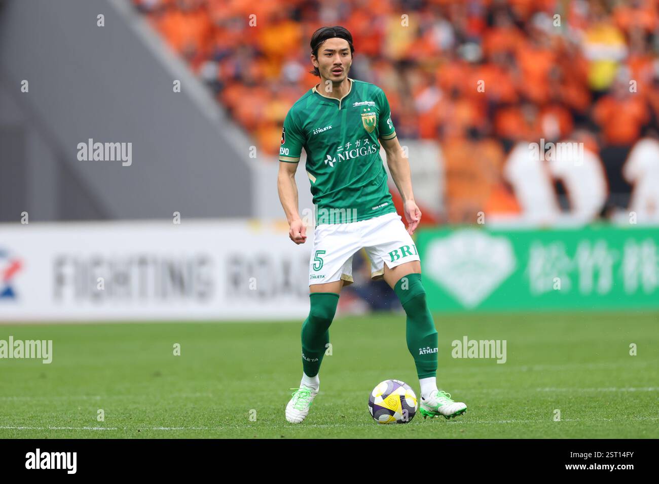 Tokyo, Japan. 16th Feb, 2025. Kaito Chida (Verdy) Football/Soccer ...