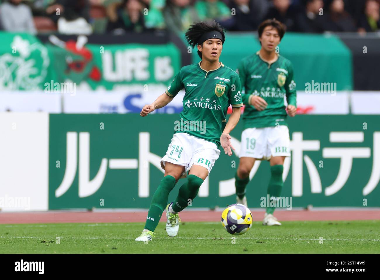 Tokyo, Japan. 16th Feb, 2025. Yuya Fukuda (Verdy) Football/Soccer ...