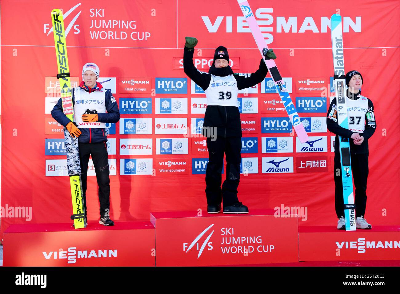 Sapporo, Hokkaido, Japan. 15th Feb, 2025. (L-R) Jan Hoerl (AUT), Ryoyu ...