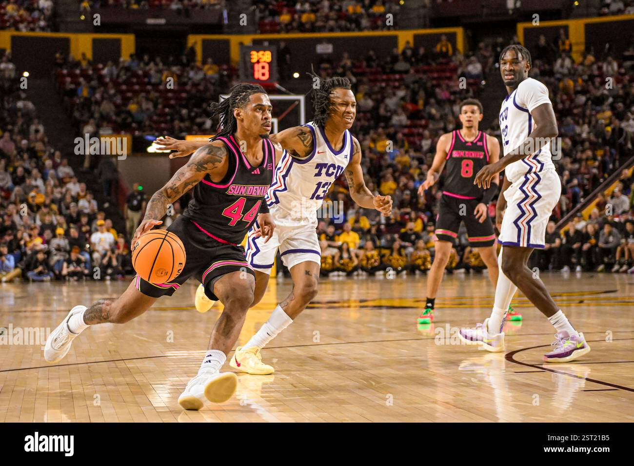 Tempe, United States. 15th Feb, 2025. Arizona State Sun Devils guard ...