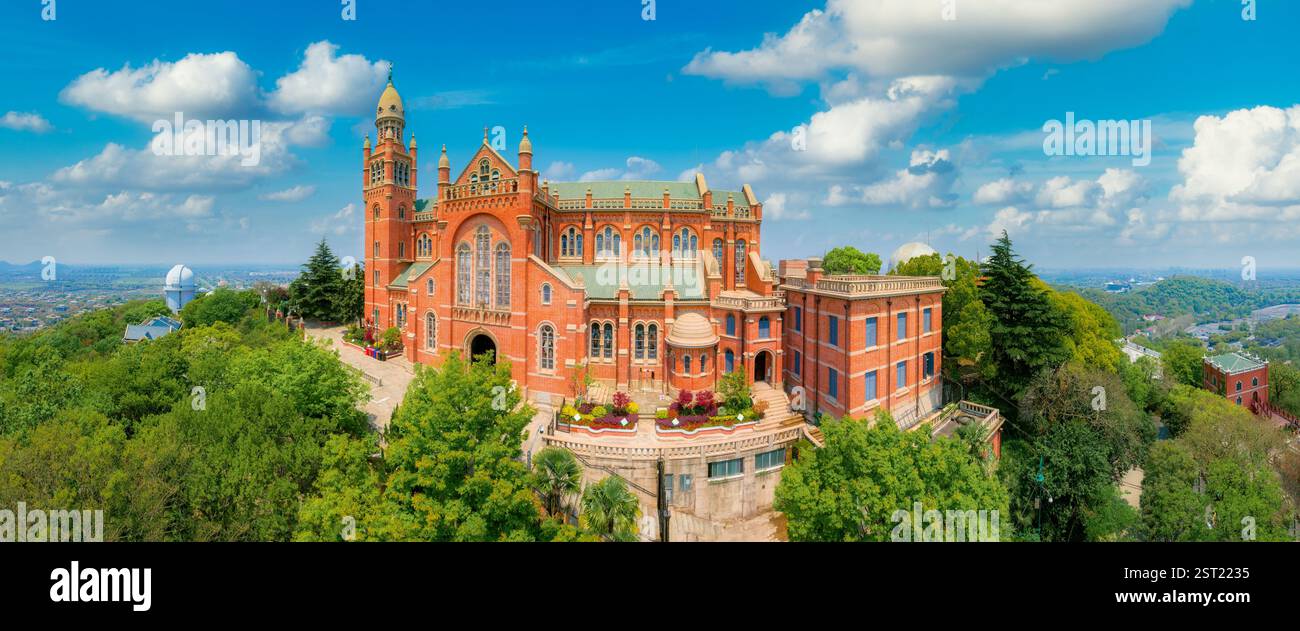 Sheshan sheshan national forest park church hi-res stock photography ...