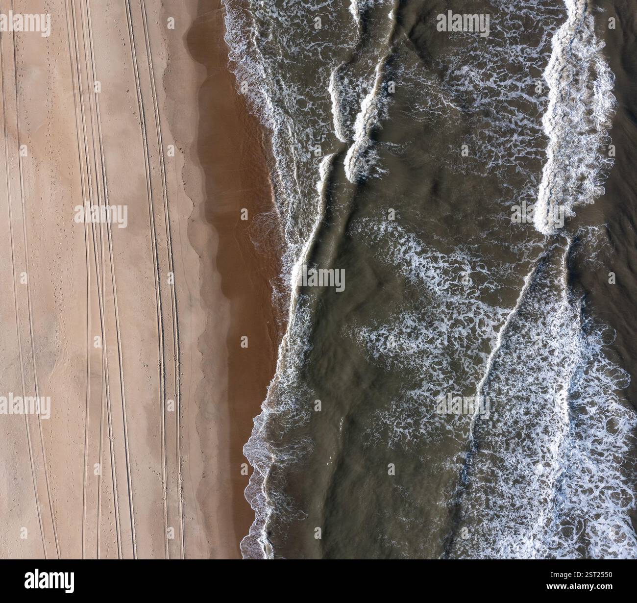Aerial sandy coastline outer banks hi-res stock photography and images ...