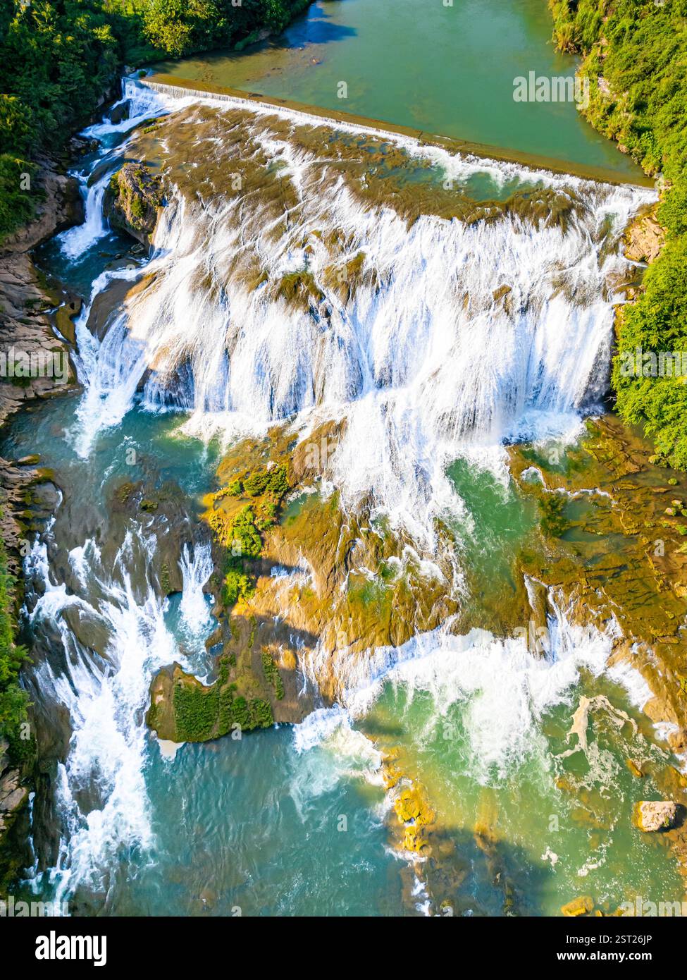 Huangguoshu Waterfall in Guizhou Province, China, background image ...