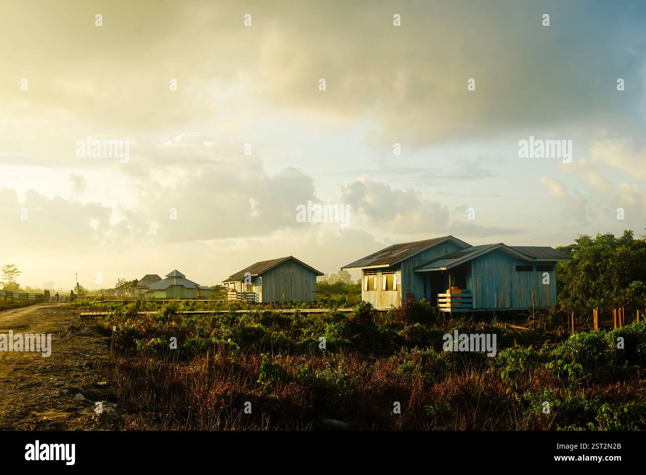 traditional transmigrant house in northern Kalimantan Stock Photo - Alamy