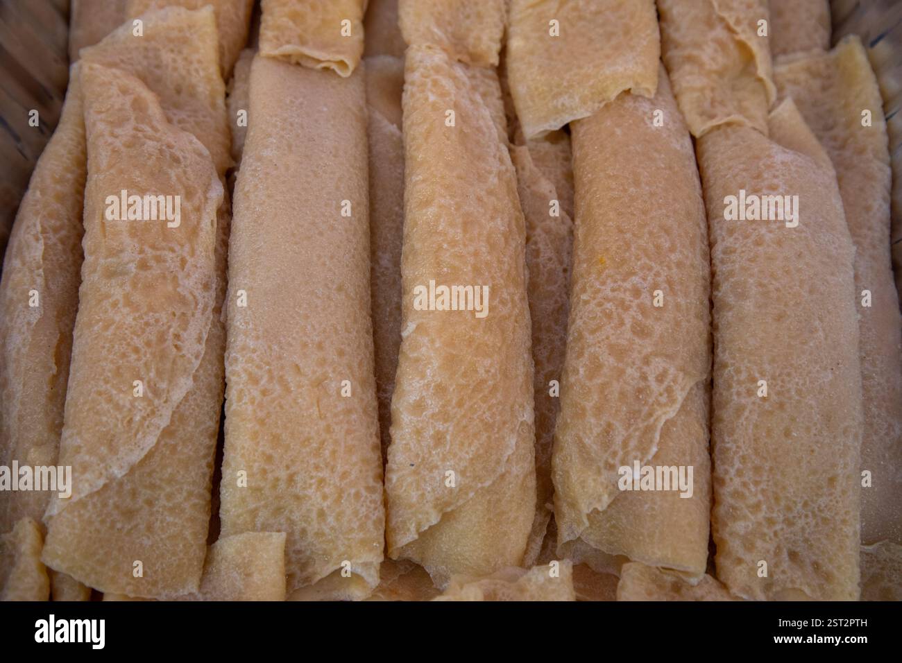 A traditional handmade cake of Bangladesh, known as 'Pitha ...