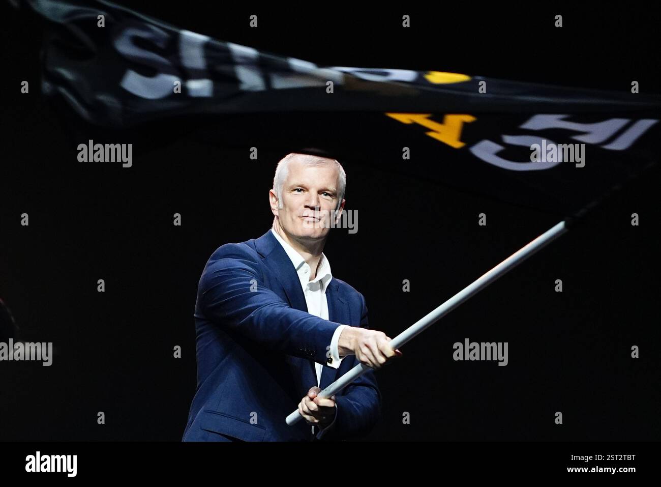 Minister for Veterans and People, Alastair Cairns, attending the ...