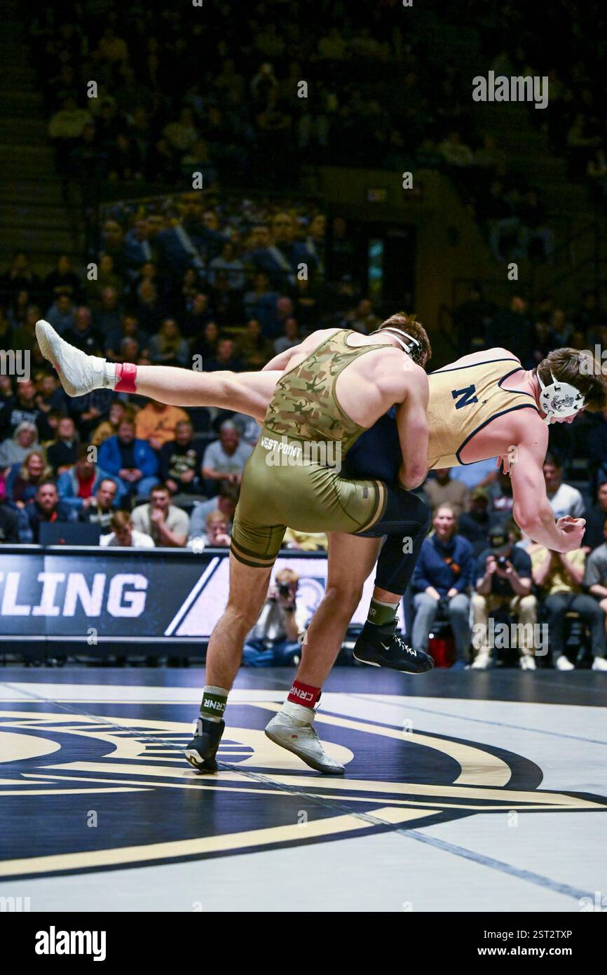 West Point, Ny, USA. 16th Feb, 2025. GUNNER FILIPOWICZ 165lbs OF THE ...