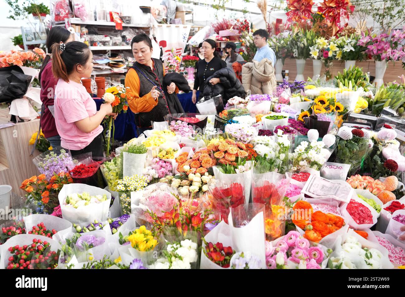 **CHINESE MAINLAND, HONG KONG, MACAU AND TAIWAN OUT** Sales of flowers ...