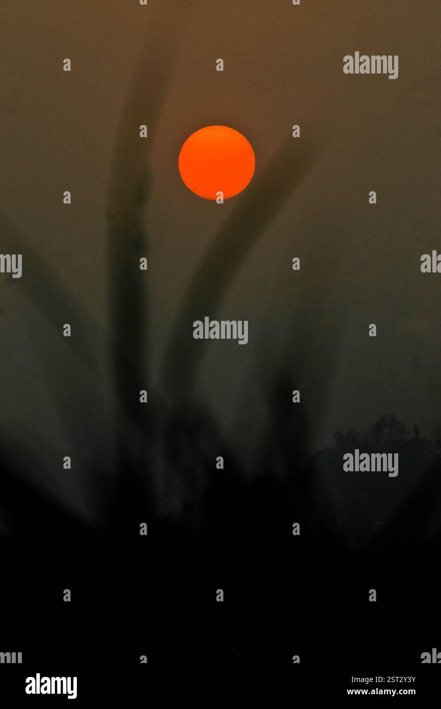 The silent sun Stock Photo - Alamy