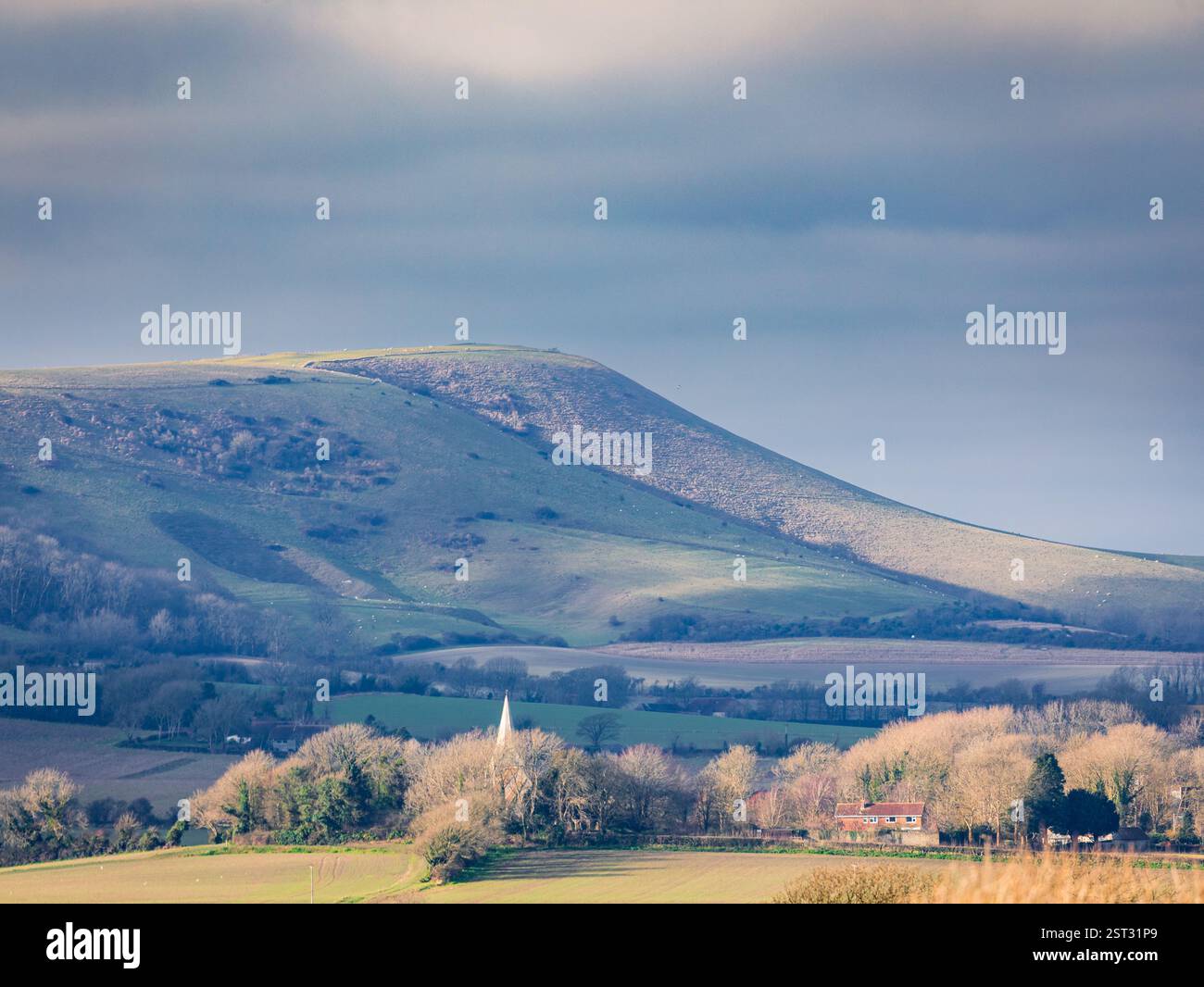 The wonderful views from Wilmington hill of the south downs towards ...
