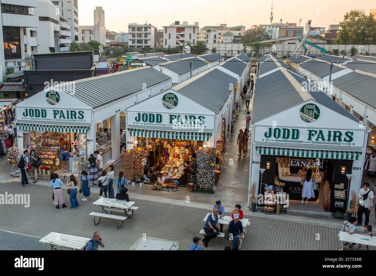 Bangkok, Thailand- February 16, 2025: People at the Jodd Fairs Ratchada ...