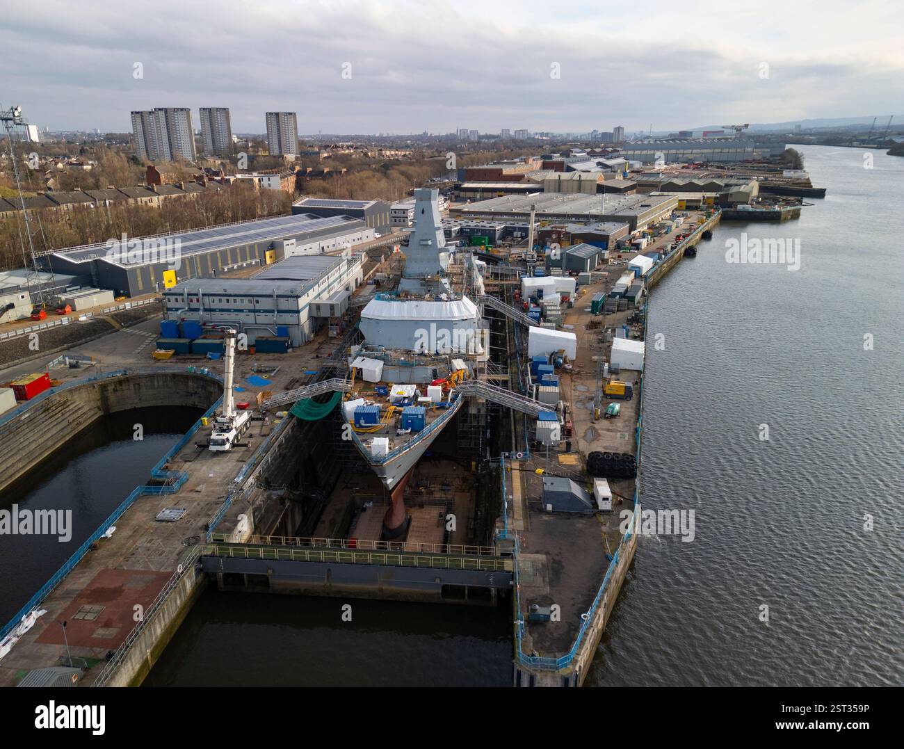 Aerial view of HMS Cardiff Type 26 frigate under construction at BAE ...