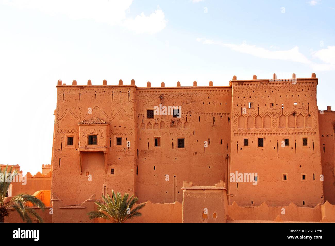 Traditional moroccan clay houses, Kasbah Ait Ben Haddou (Ait Benhaddou ...
