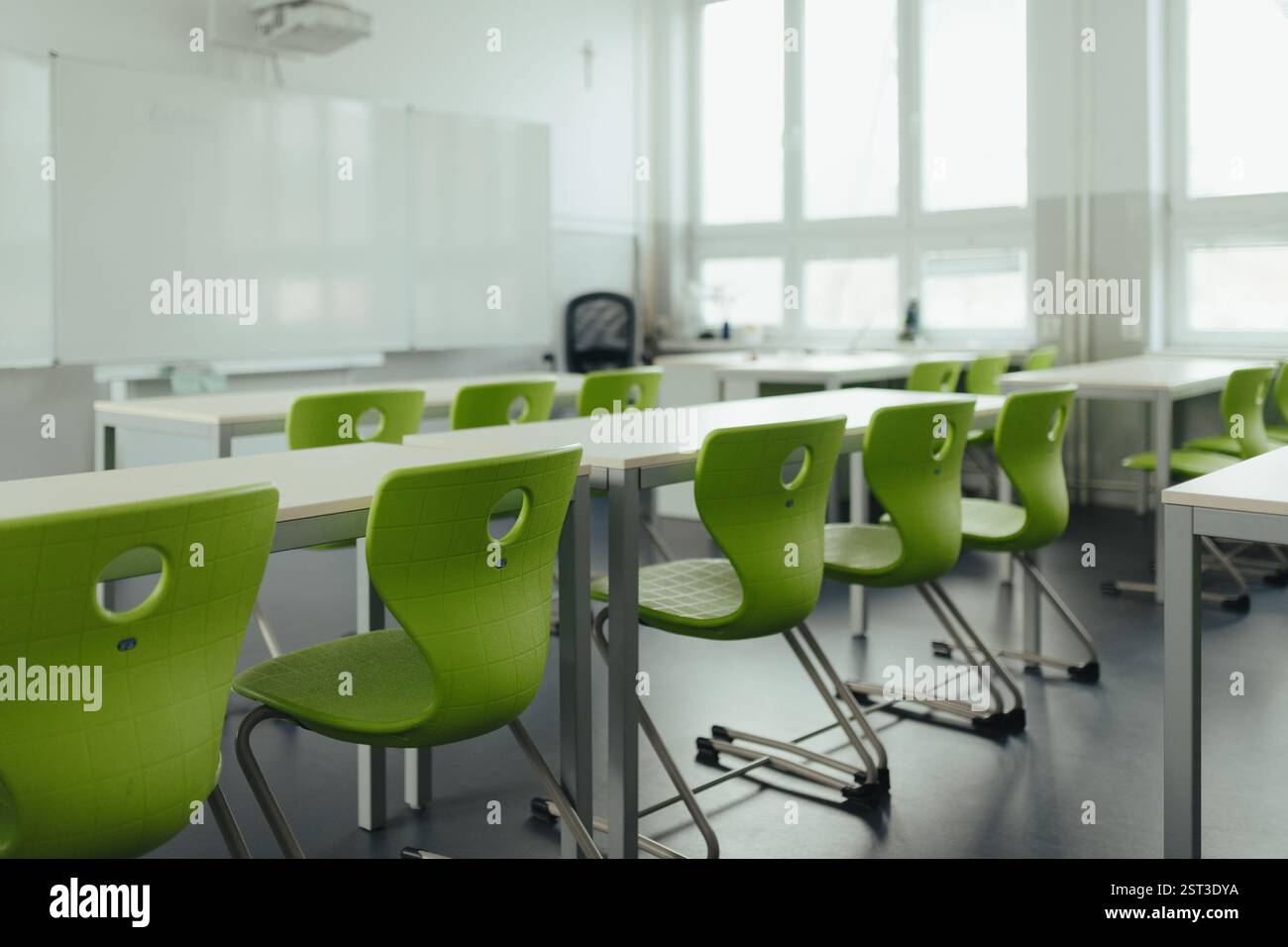 Science lab or classroom in school. Empty classroom with green plastic ...