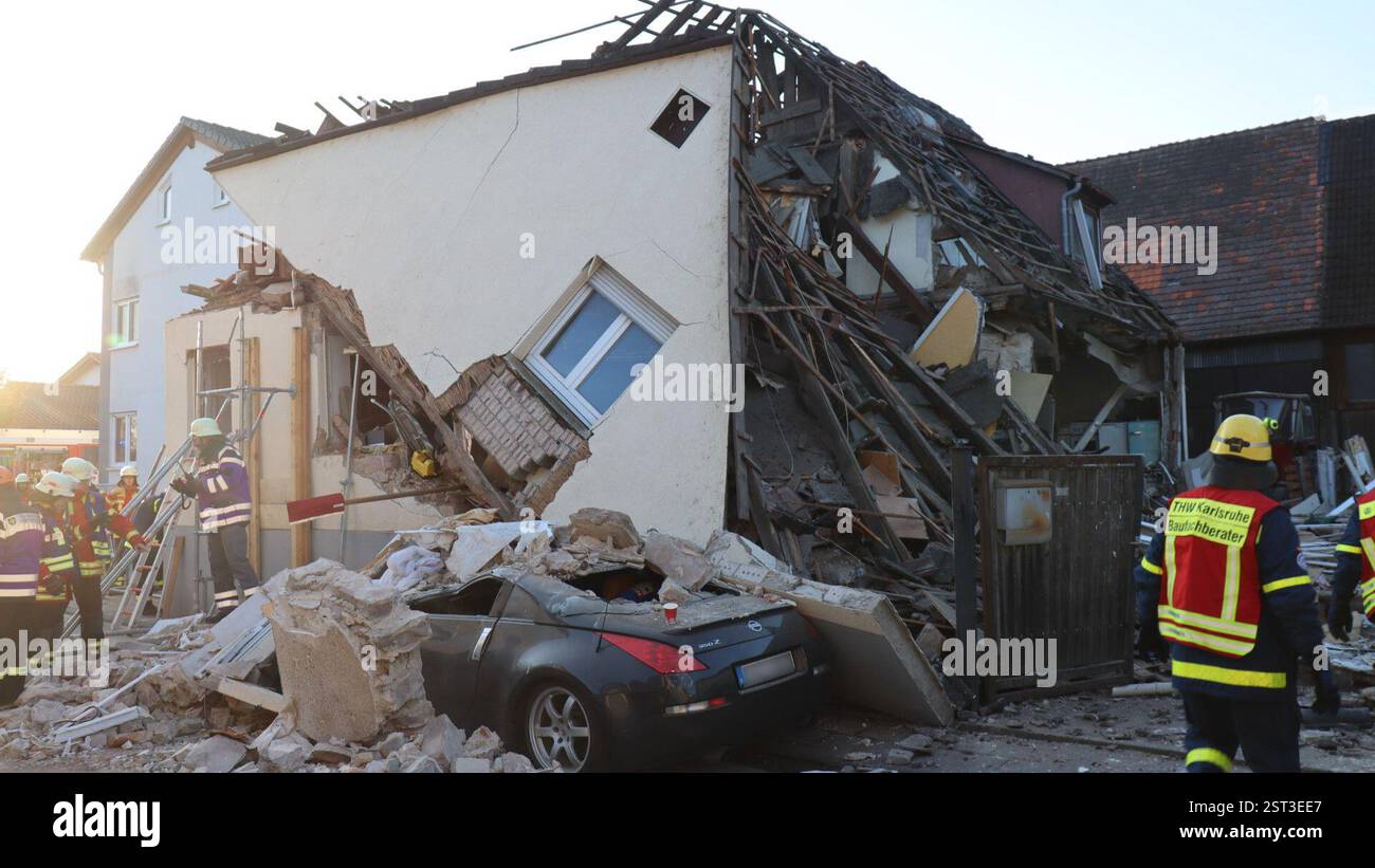 Stutensee, Germany. 17th Feb, 2025. A house collapsed early this ...
