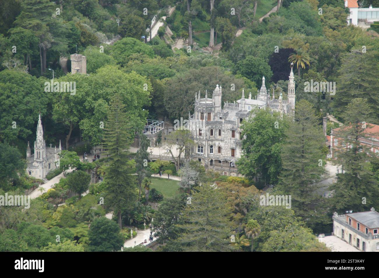 Regaleira Tower, Sintra: Gothic masterpiece, inverted well, mystical ...