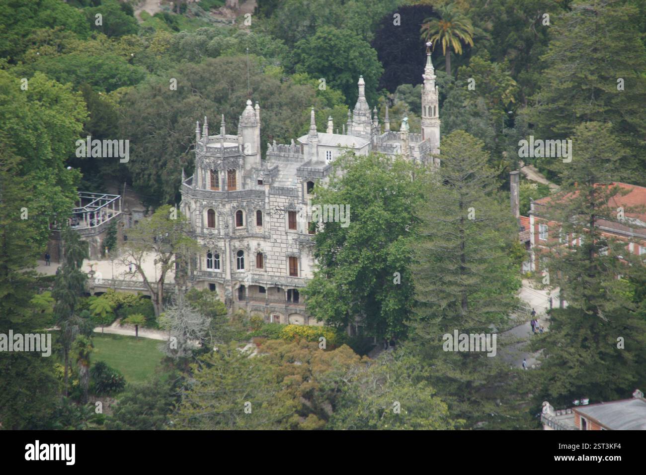 Regaleira Tower, a mesmerizing blend of Neo-Manueline artistry and ...