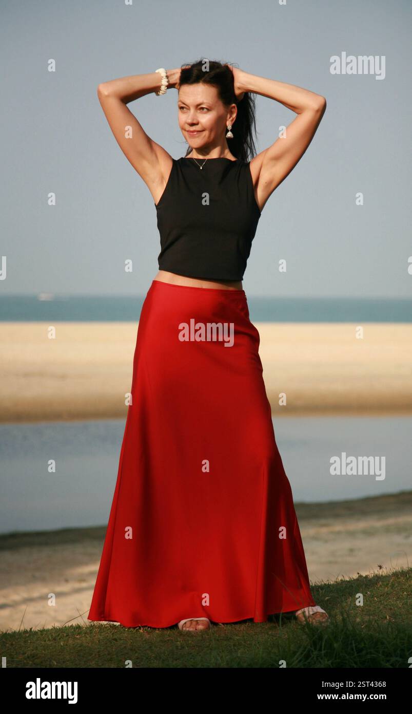 Mature woman in silk hi-res stock photography and images - Alamy