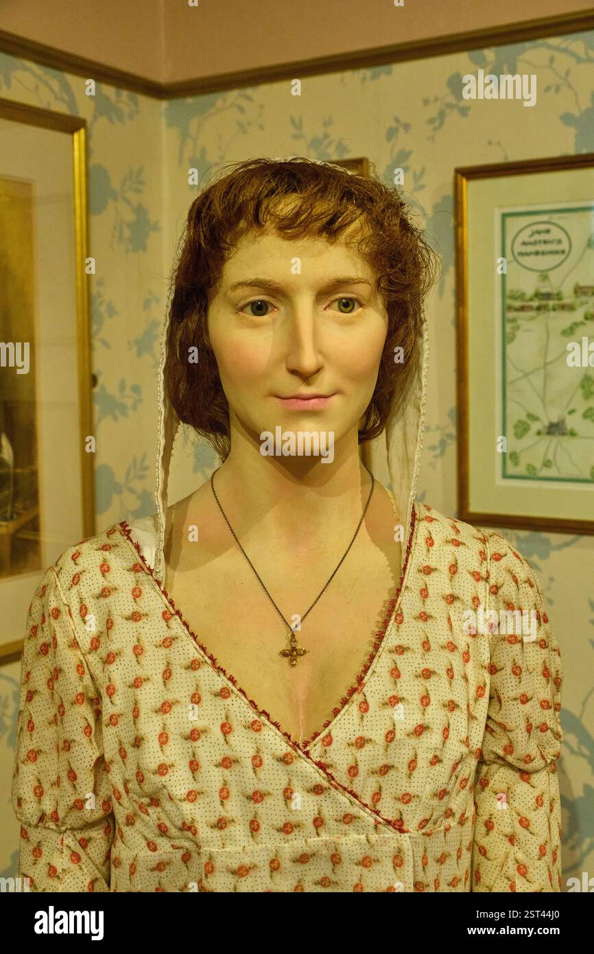 Model of Jane Austen, The Jane Austen Centre, Gay Street, Bath ...