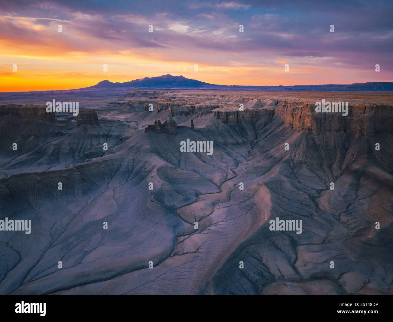 Aerial view vibrant sunrise hi-res stock photography and images - Alamy